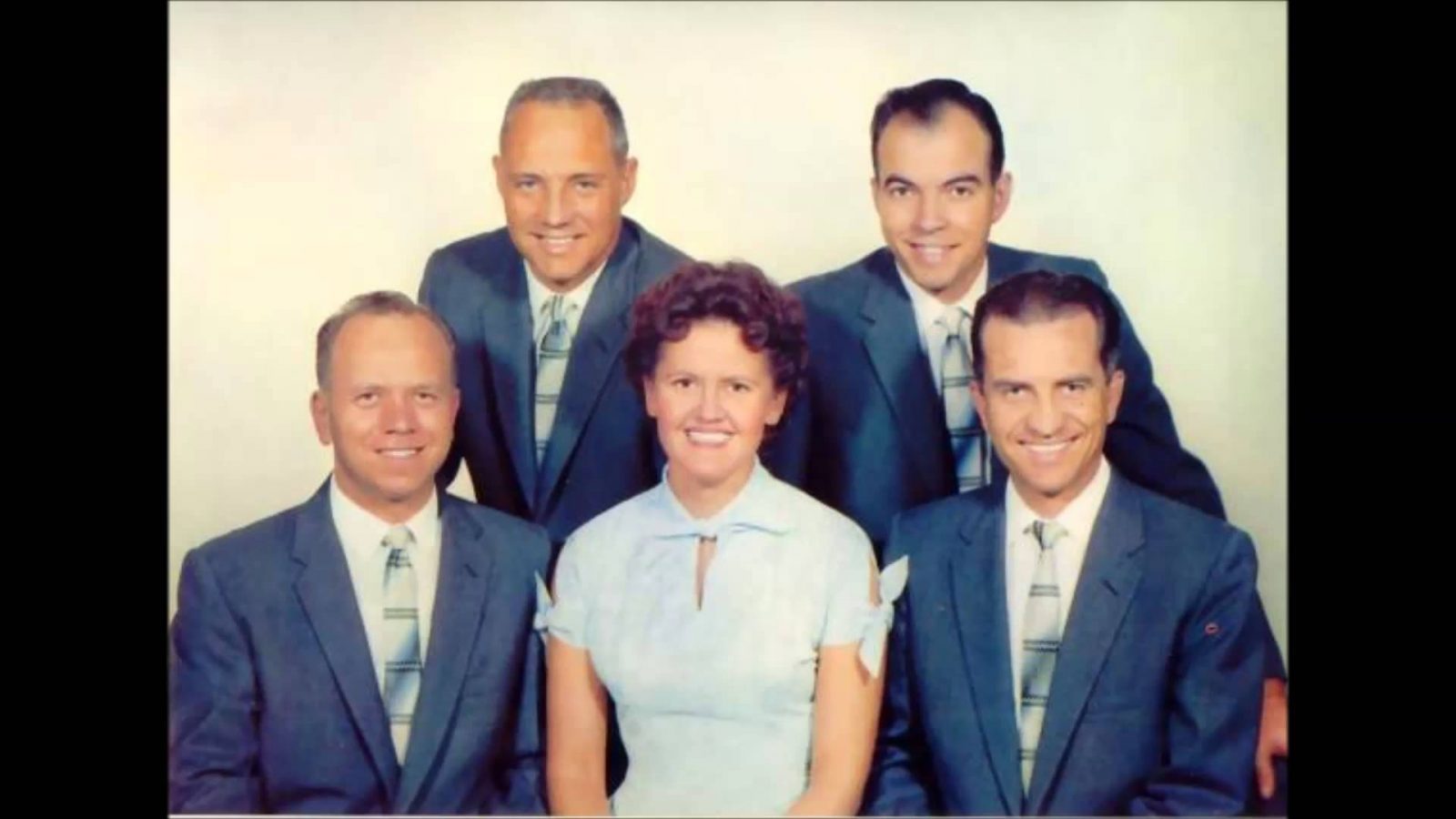 25 facts about Del Delker, Albums and Pictures - Adventistnaija